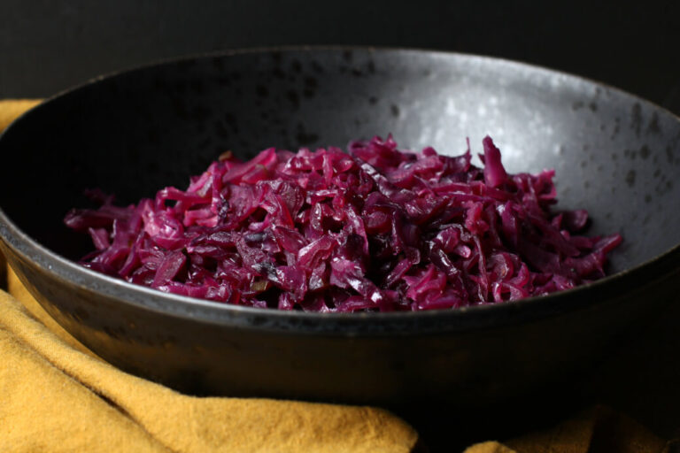 Braised German Red Cabbage (Rotkohl) - Dish 'n' the Kitchen