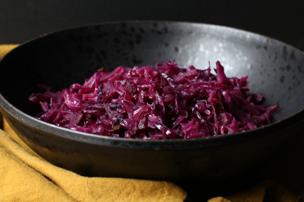 Braised German Red Cabbage (Rotkohl) - Dish 'n' the Kitchen