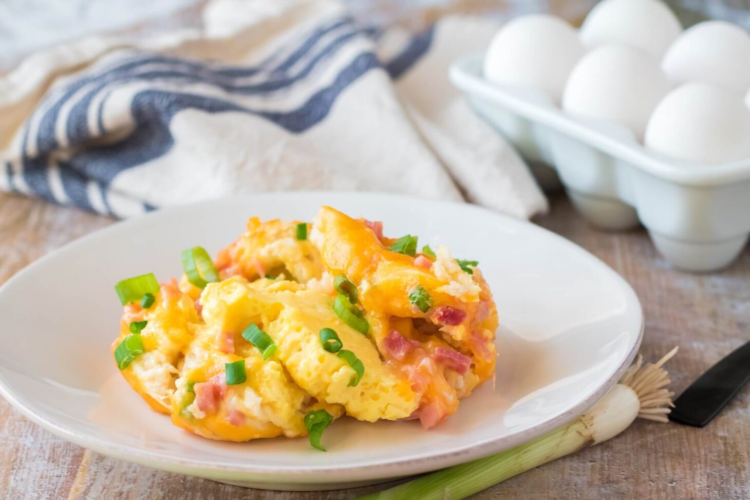 Slow Cooker Breakfast Casserole - Dish 'n' the Kitchen