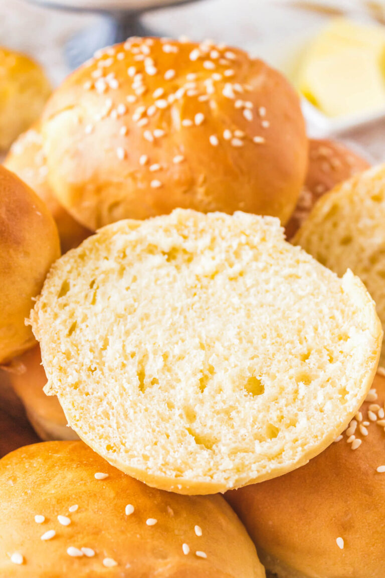 Easy Dinner Rolls - Dish 'n' the Kitchen