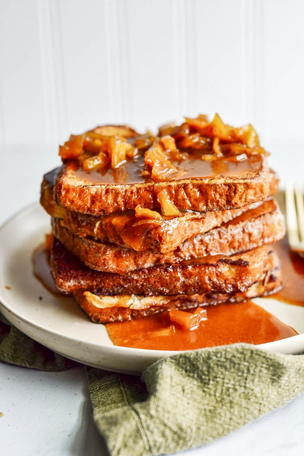 Caramel Apple French Toast - Dish 'n' the Kitchen