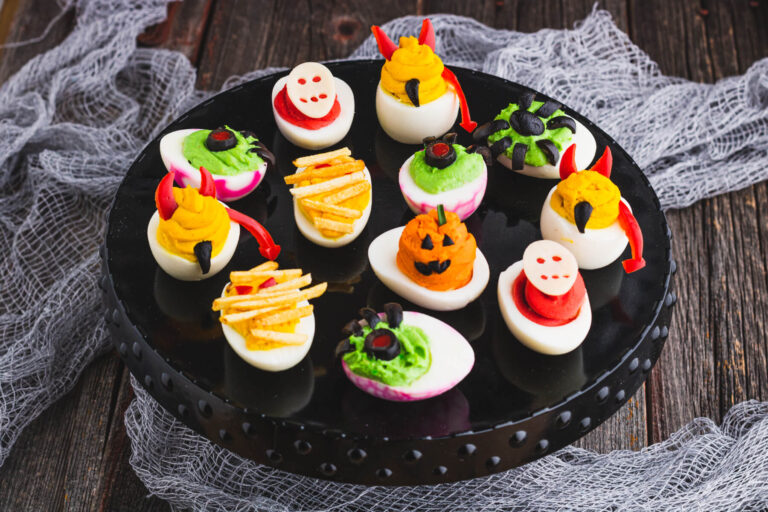 Halloween Deviled Eggs - Dish 'n' the Kitchen