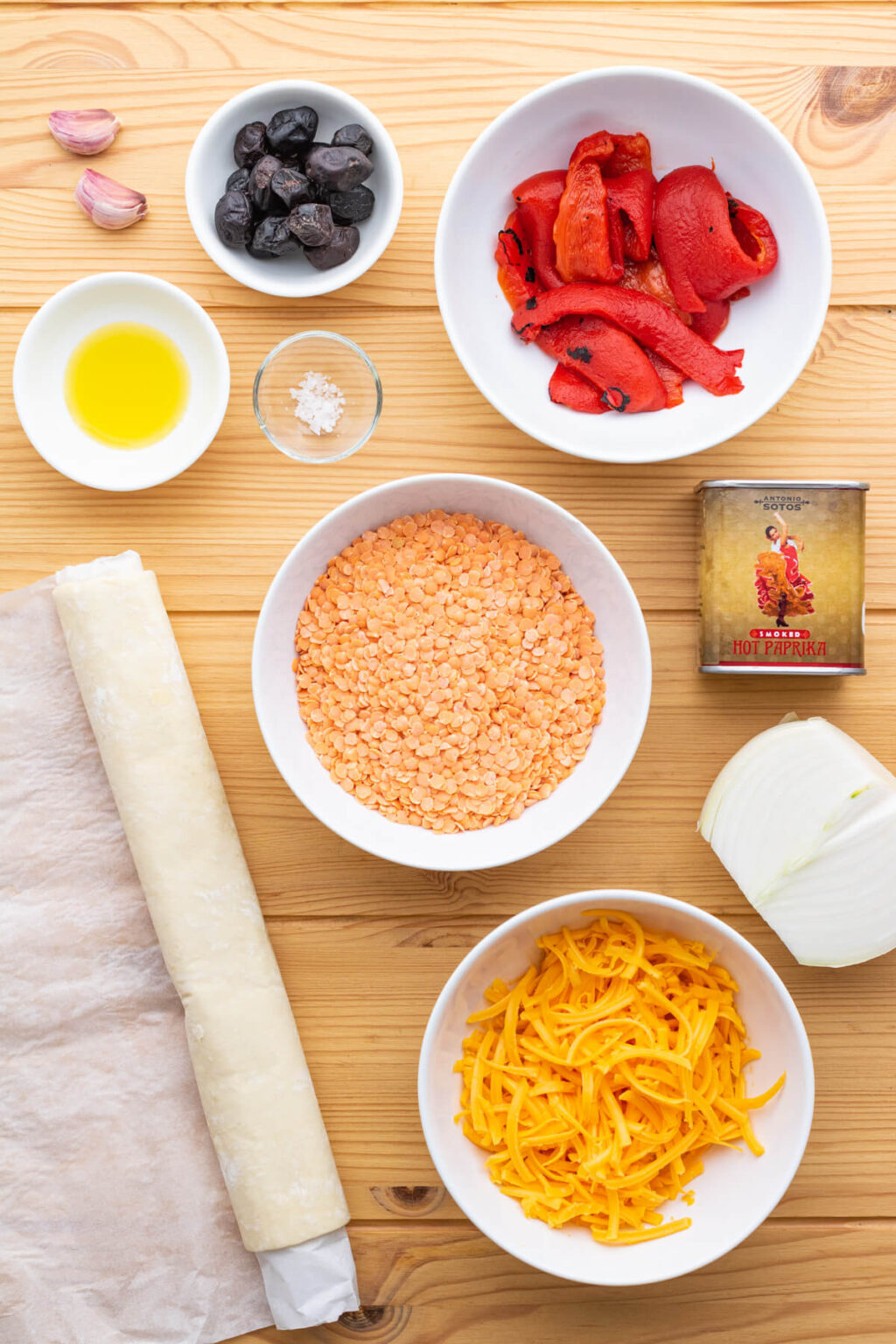 Spanish Lentil Puff Pastry Pinwheels - Dish 'n' the Kitchen