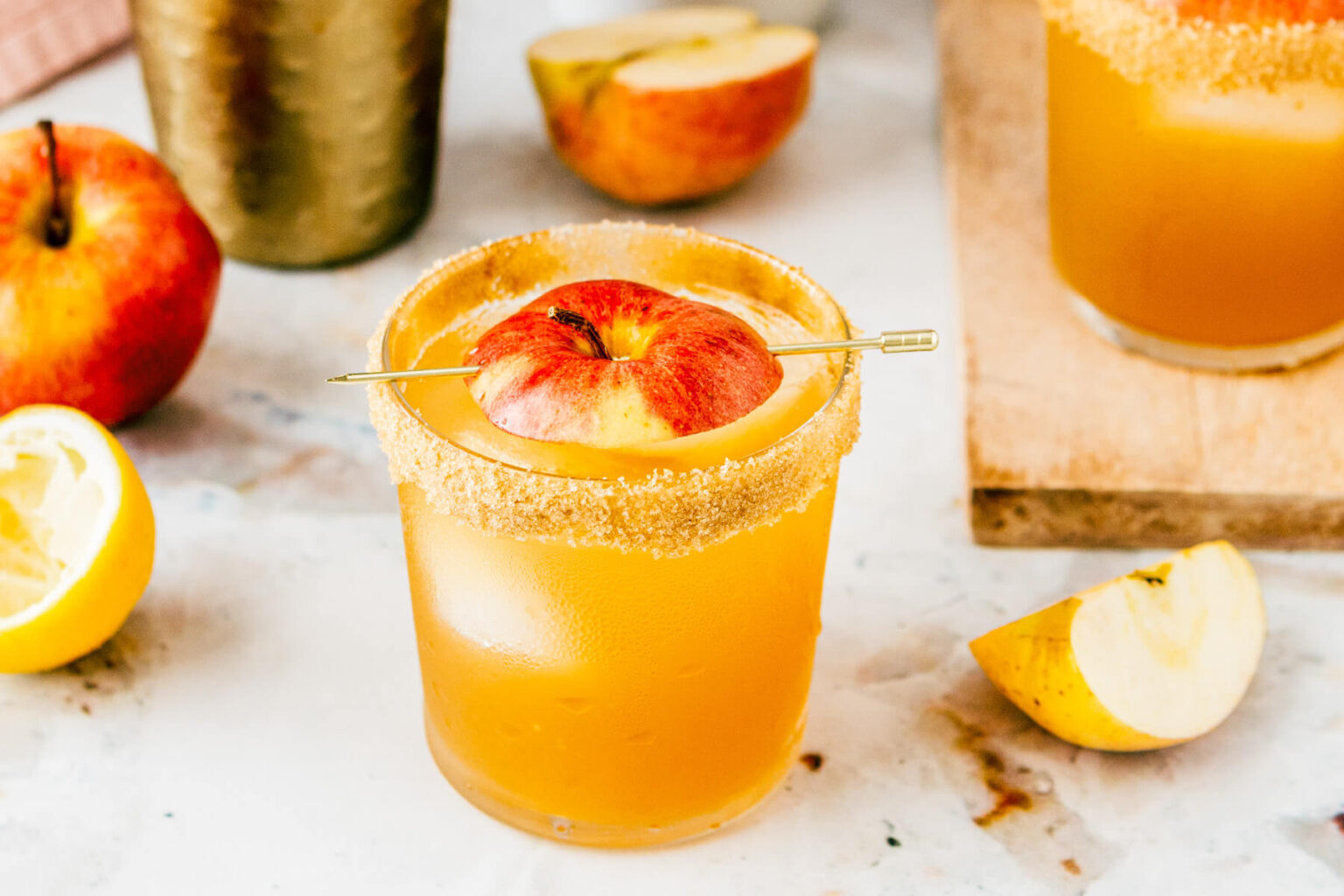 Apple Cider Cocktail Recipe - Dish 'n' the Kitchen