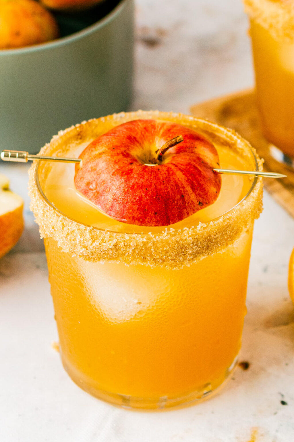Apple Cider Cocktail Recipe - Dish 'n' the Kitchen