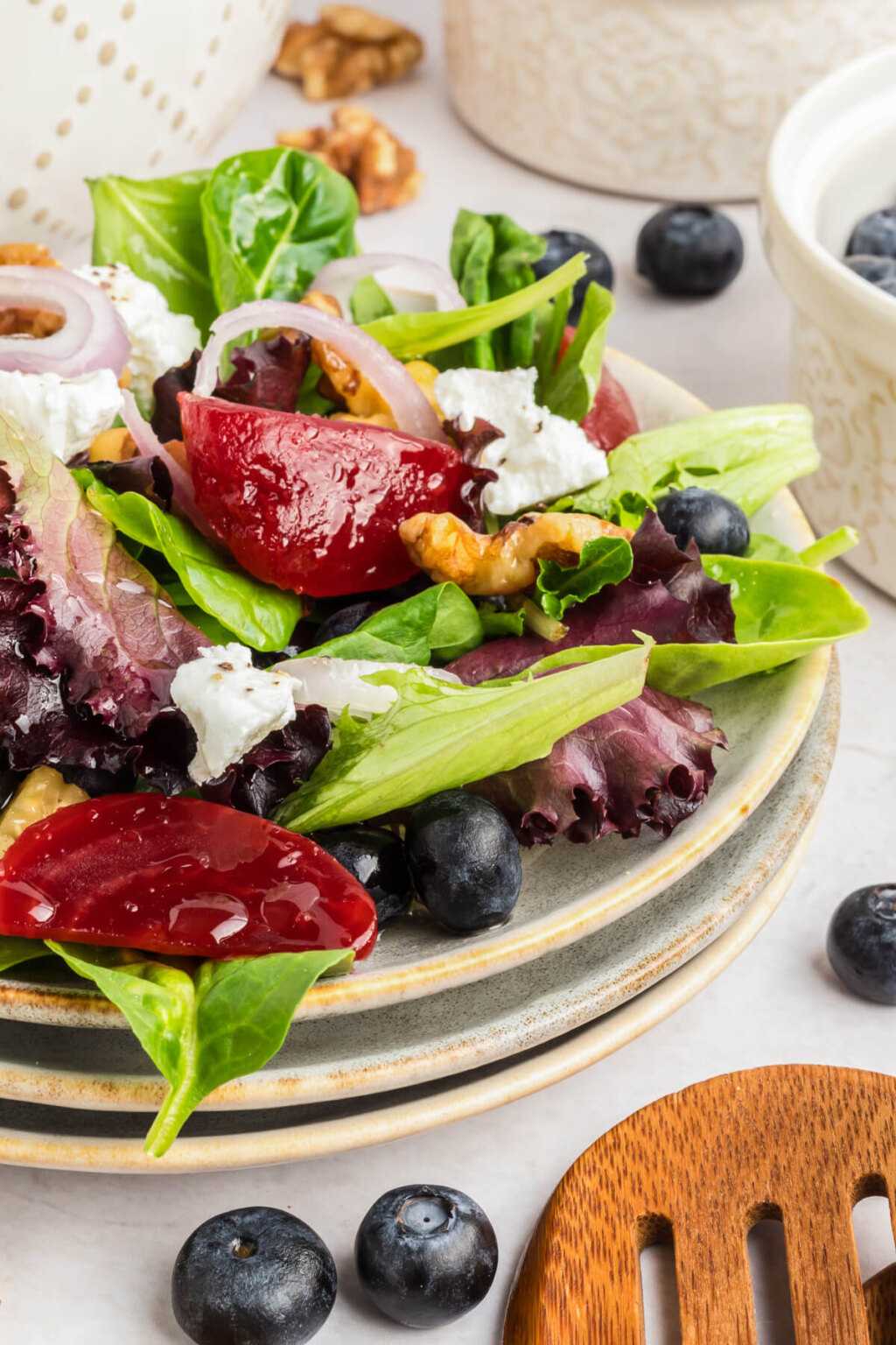 Gorgeous Goat Cheese Salad - Dish 'n' the Kitchen