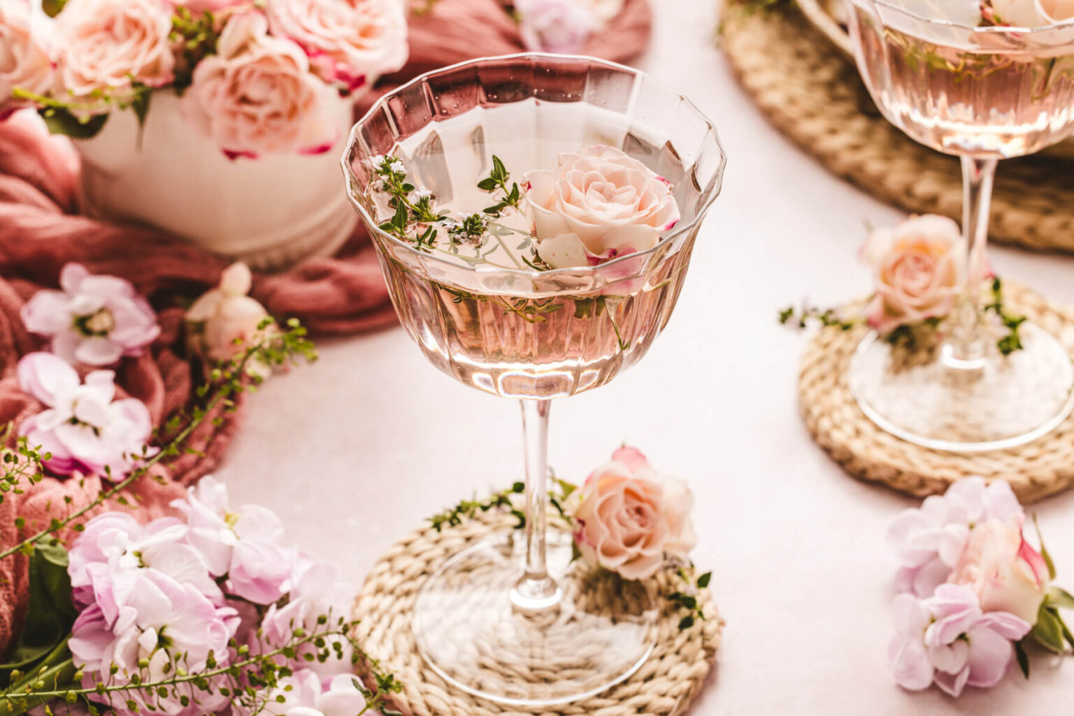 Romantic Gin Rose Cocktail - Dish 'n' the Kitchen