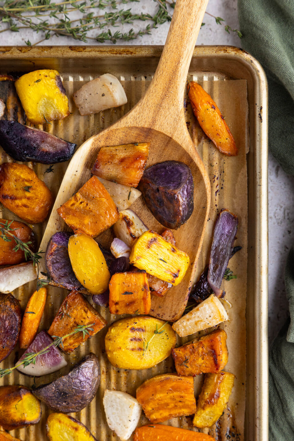 Honey Thyme Roasted Root Vegetables - Dish 'n' the Kitchen