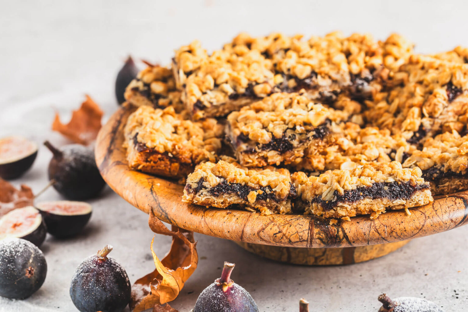 Homemade Fresh Fig Bars - Dish 'n' the Kitchen