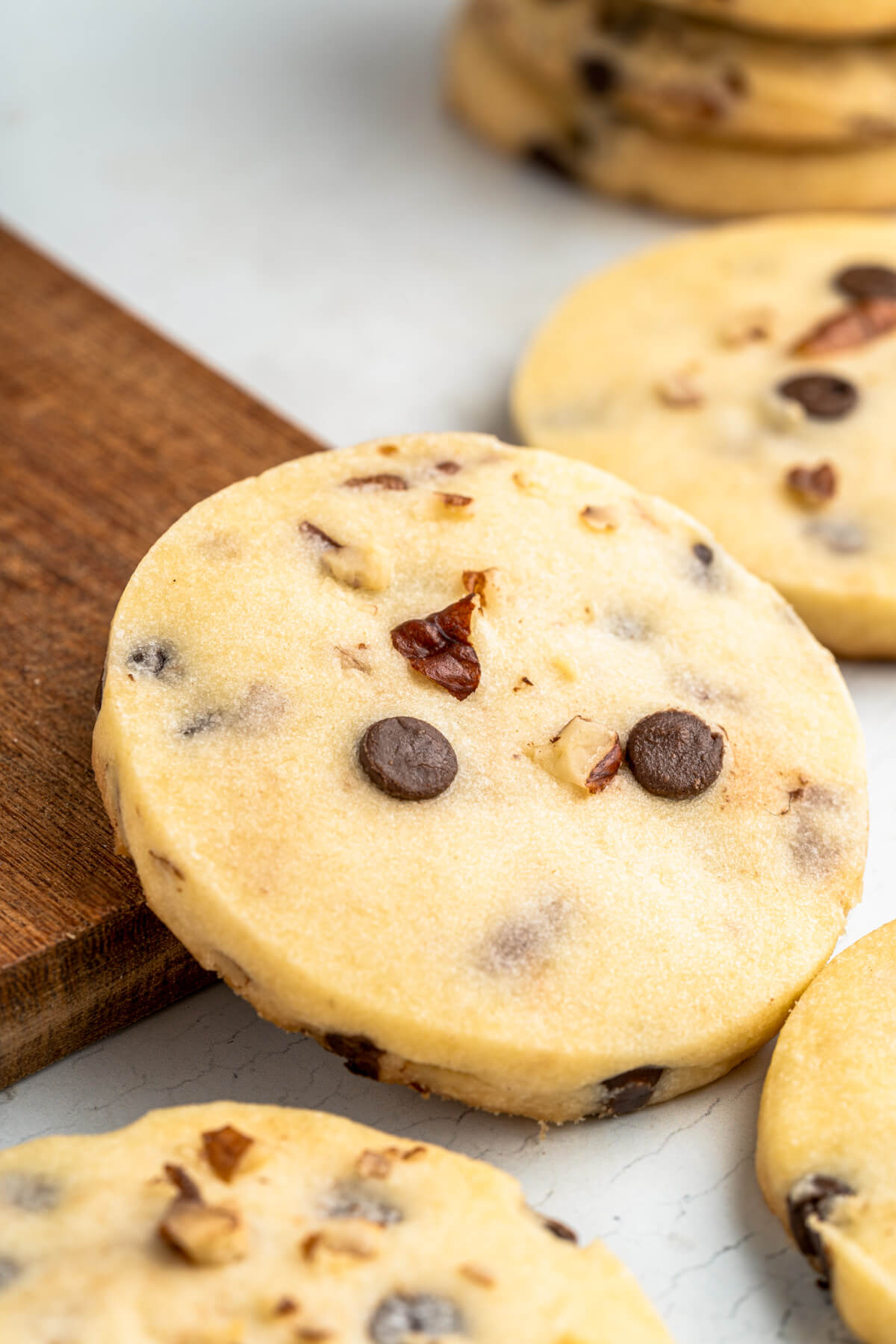 Chocolate Chip Shortbread Cookies - Dish 'n' the Kitchen